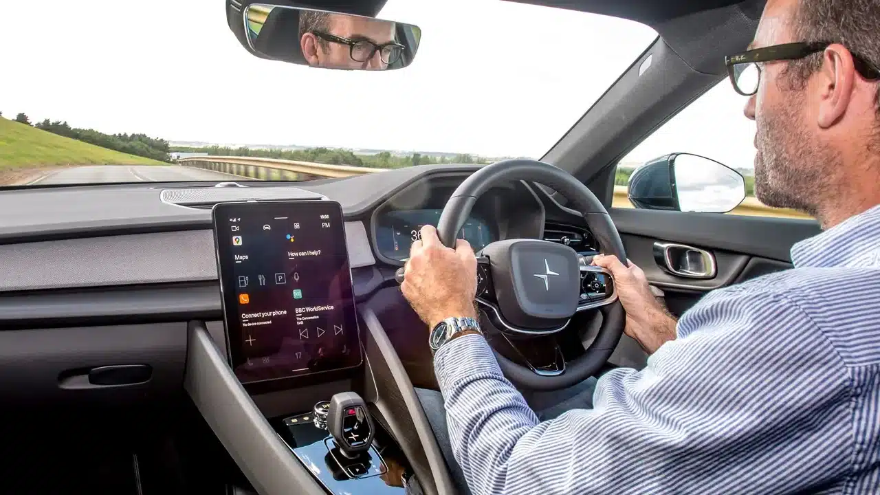 Android Automotive Dá um Salto Tecnológico: Mensagens e Chamadas no Teu ...